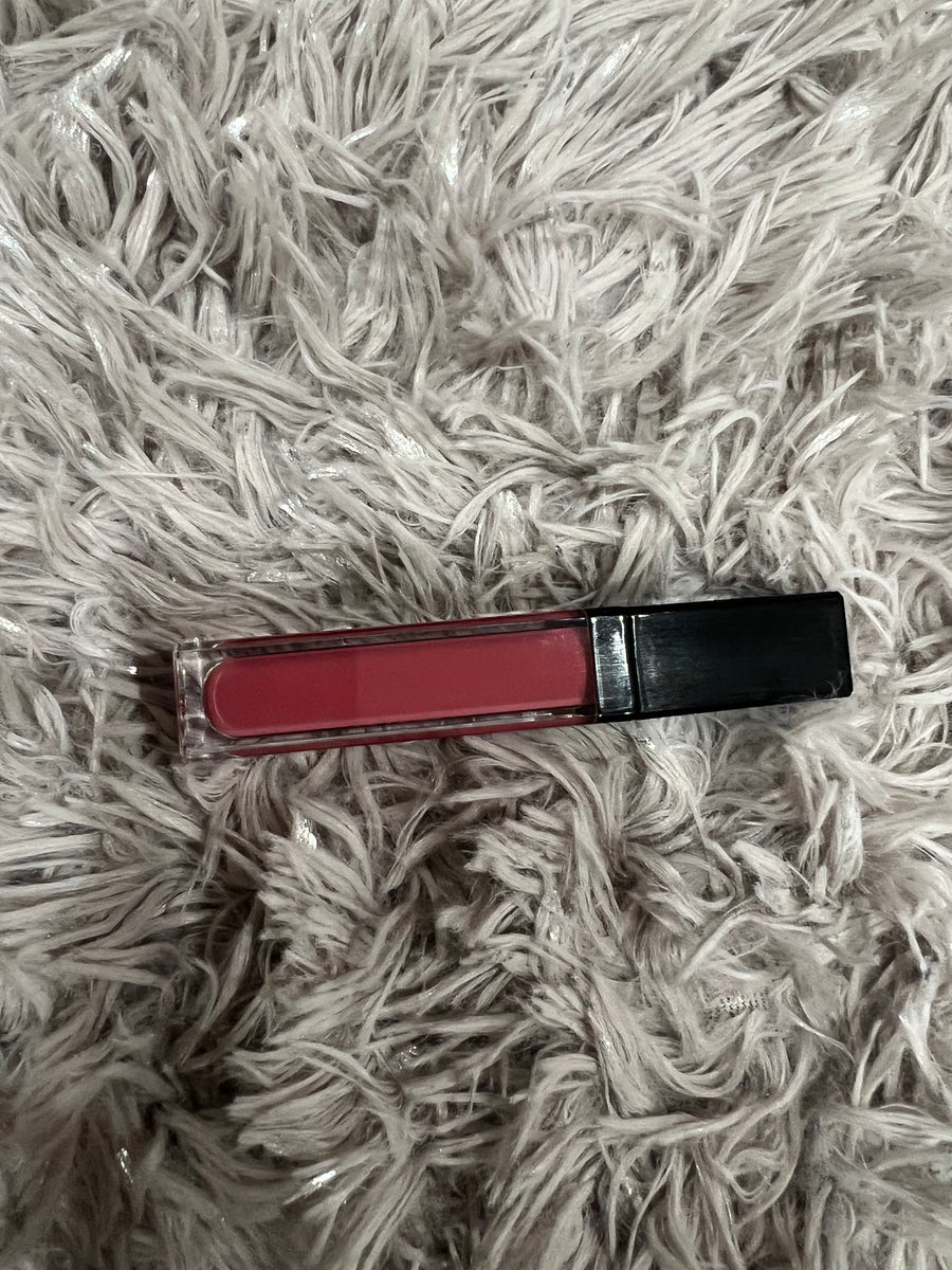 Lit Lips – MoyasMajesty